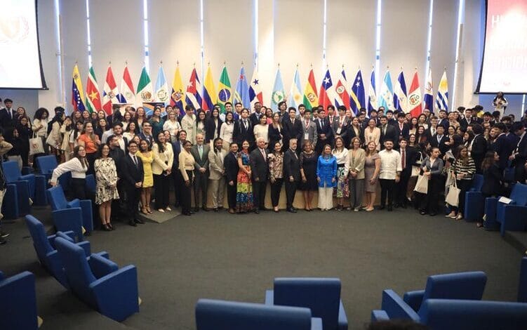 Panamá Sede de la Decimotercera Sesión de la Conferencia Harvard ...